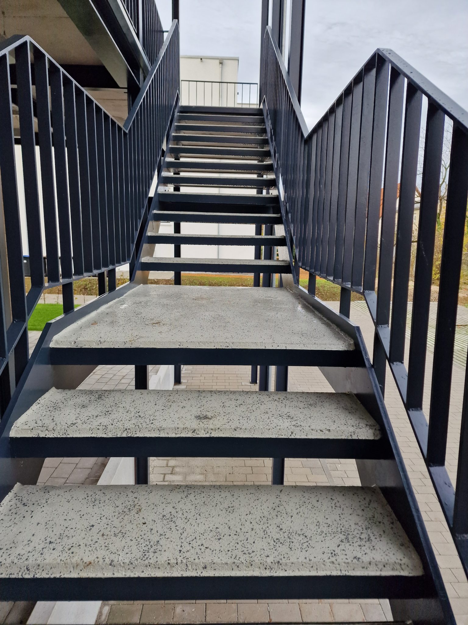 Metalna konstrukcija stepeništa - Metal-Mont